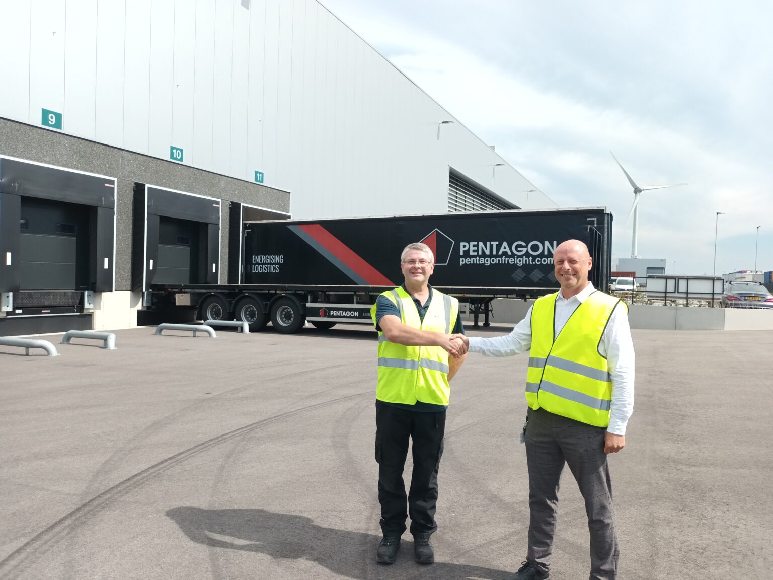 Pentagon's Rotterdam-Botlek Office Welcomes It's First Bonded Cargo ...
